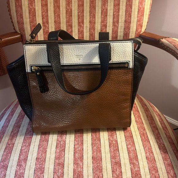 How To Care For Fossil Leather Handbags at Tyler Curr blog